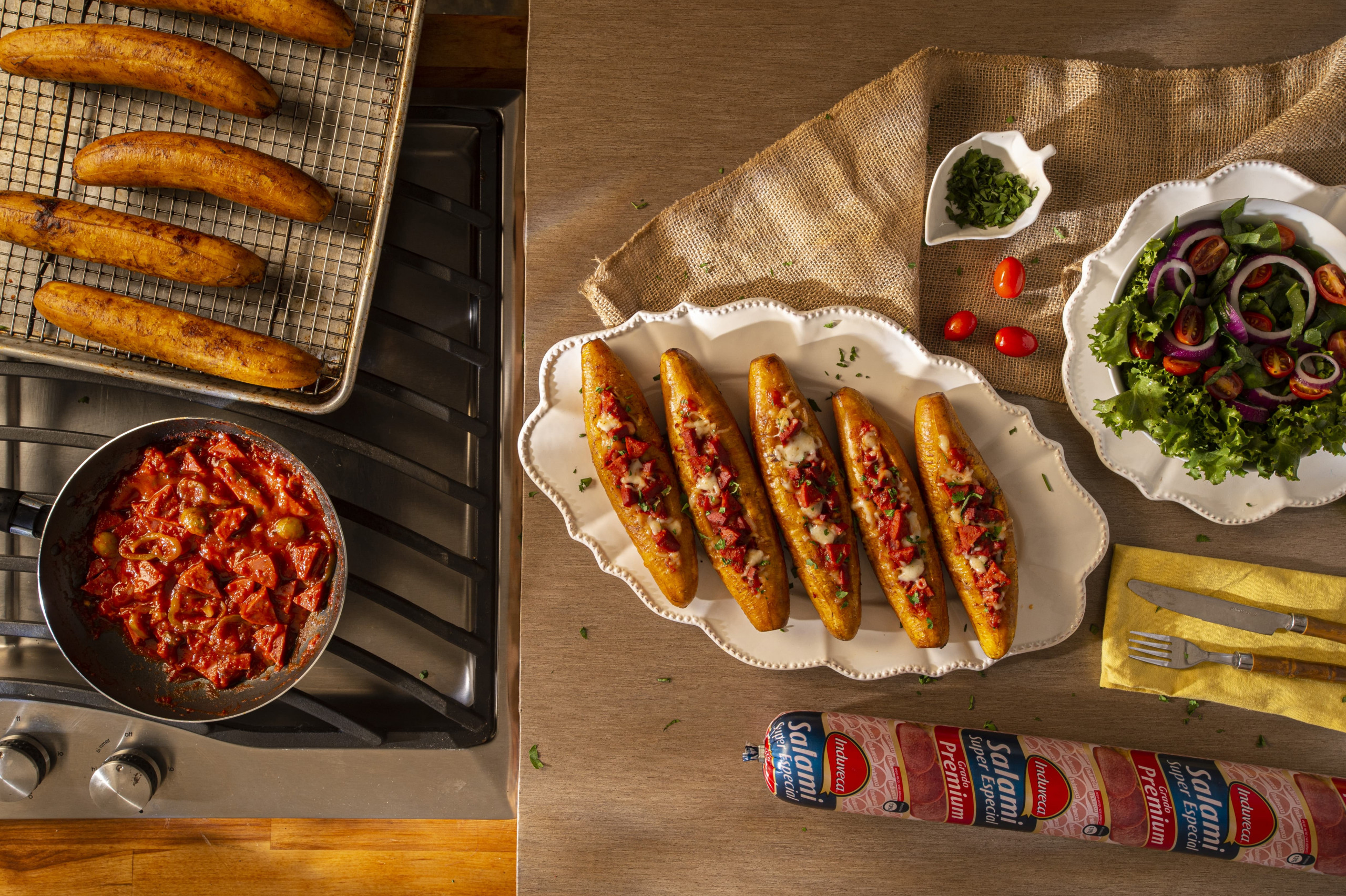 Receta de Canoas de Plátano Maduro, Salami & Queso - Induveca