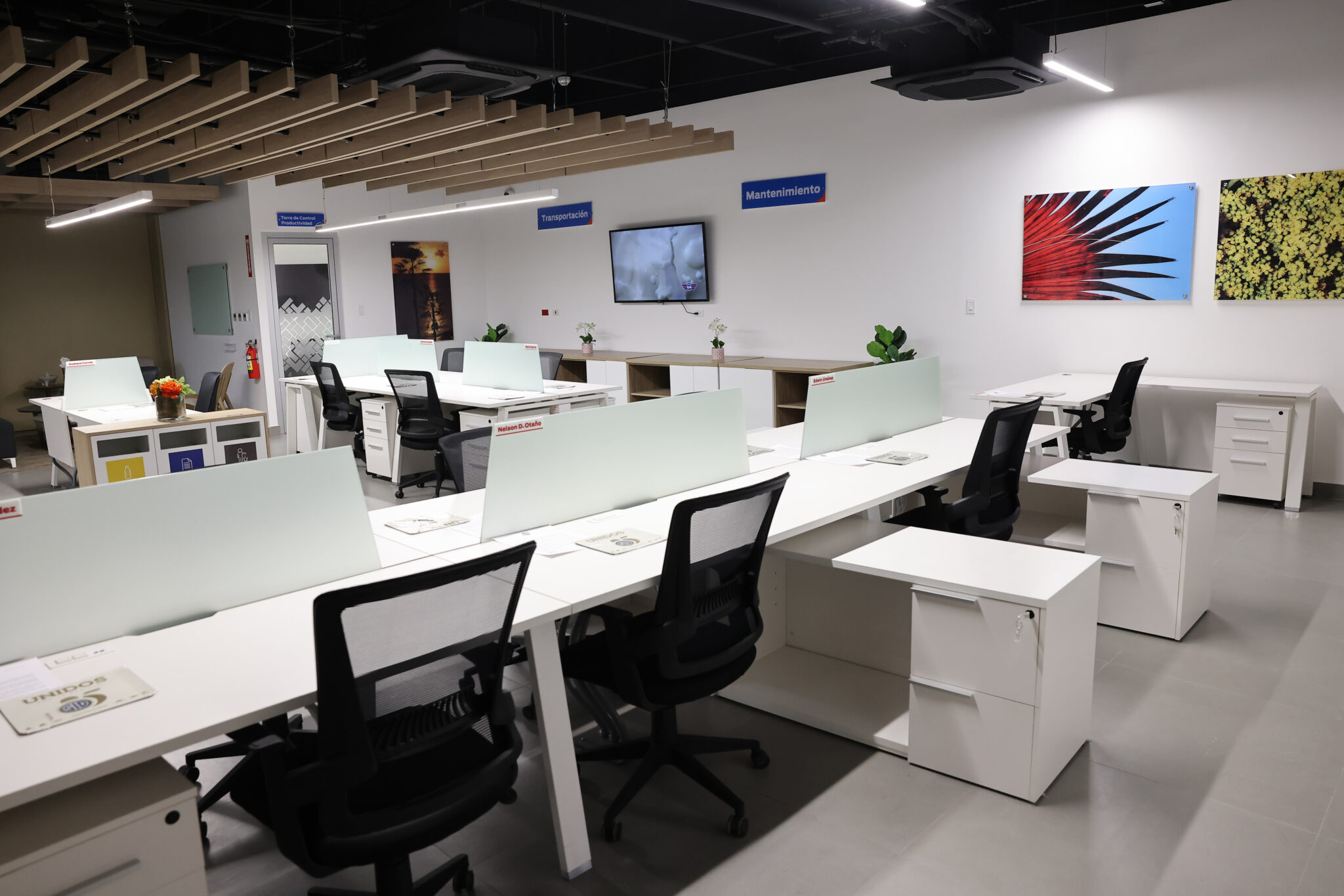 Induveca re-inaugura sus Oficinas Centro Occidental Santo Domingo ...